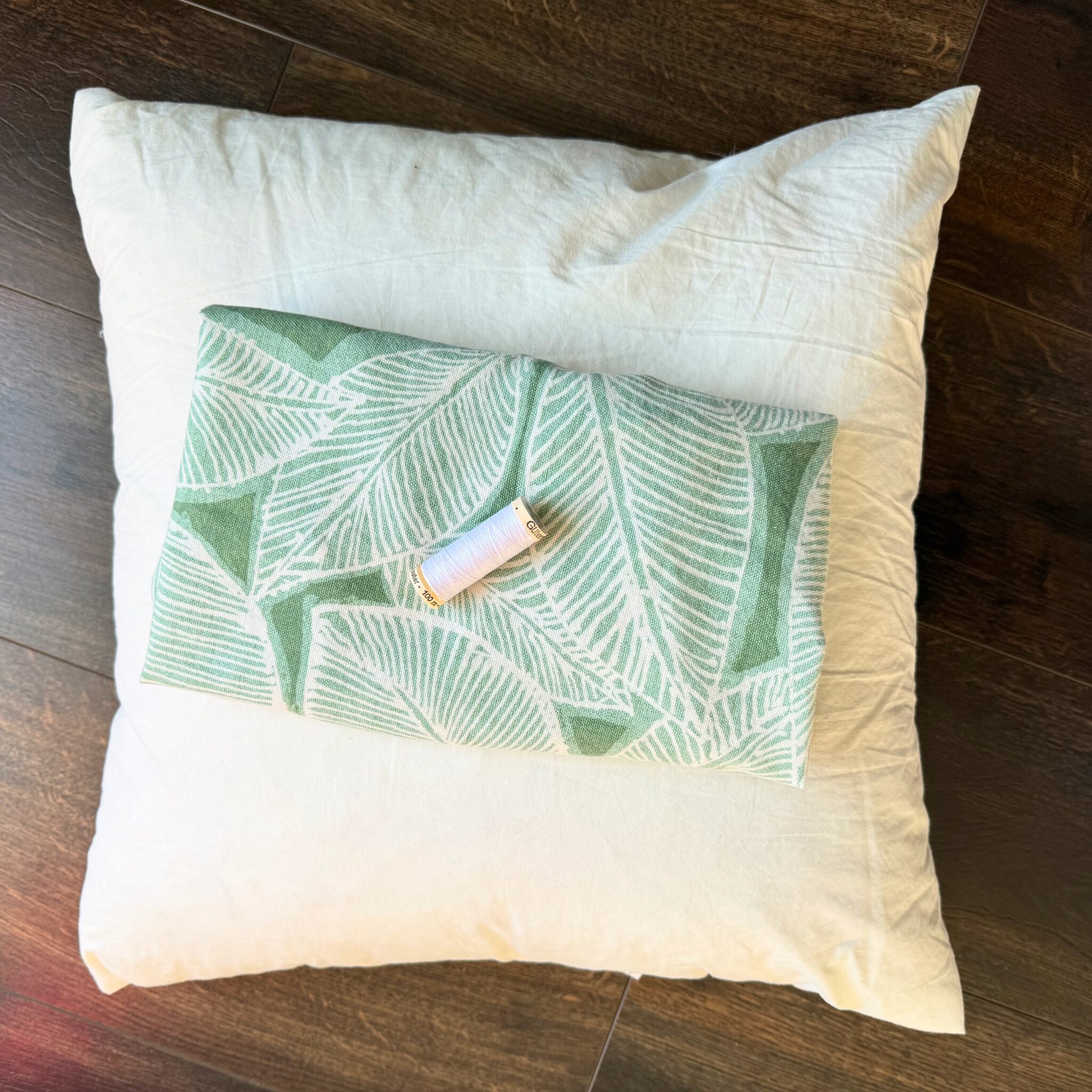 Beginner's Guide: Sew an Envelope Pillow Cover - Joyberry Studios
